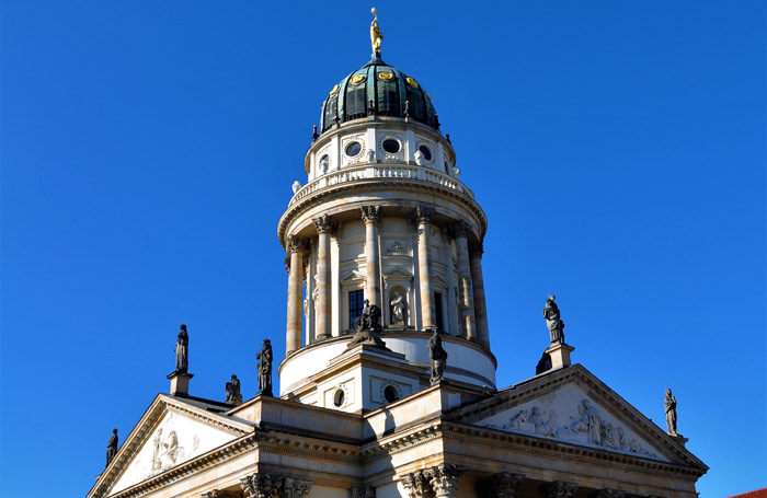 La Plaza de la Gendarmería (Gendarmenmarkt) - ViveBerli­n Tours